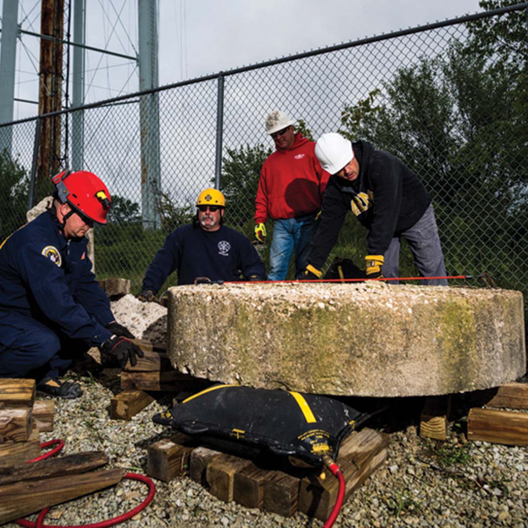 Paratech MaxiForce® G2 Air Lifting Bags | AJ Stone – A.J. Stone Company ...